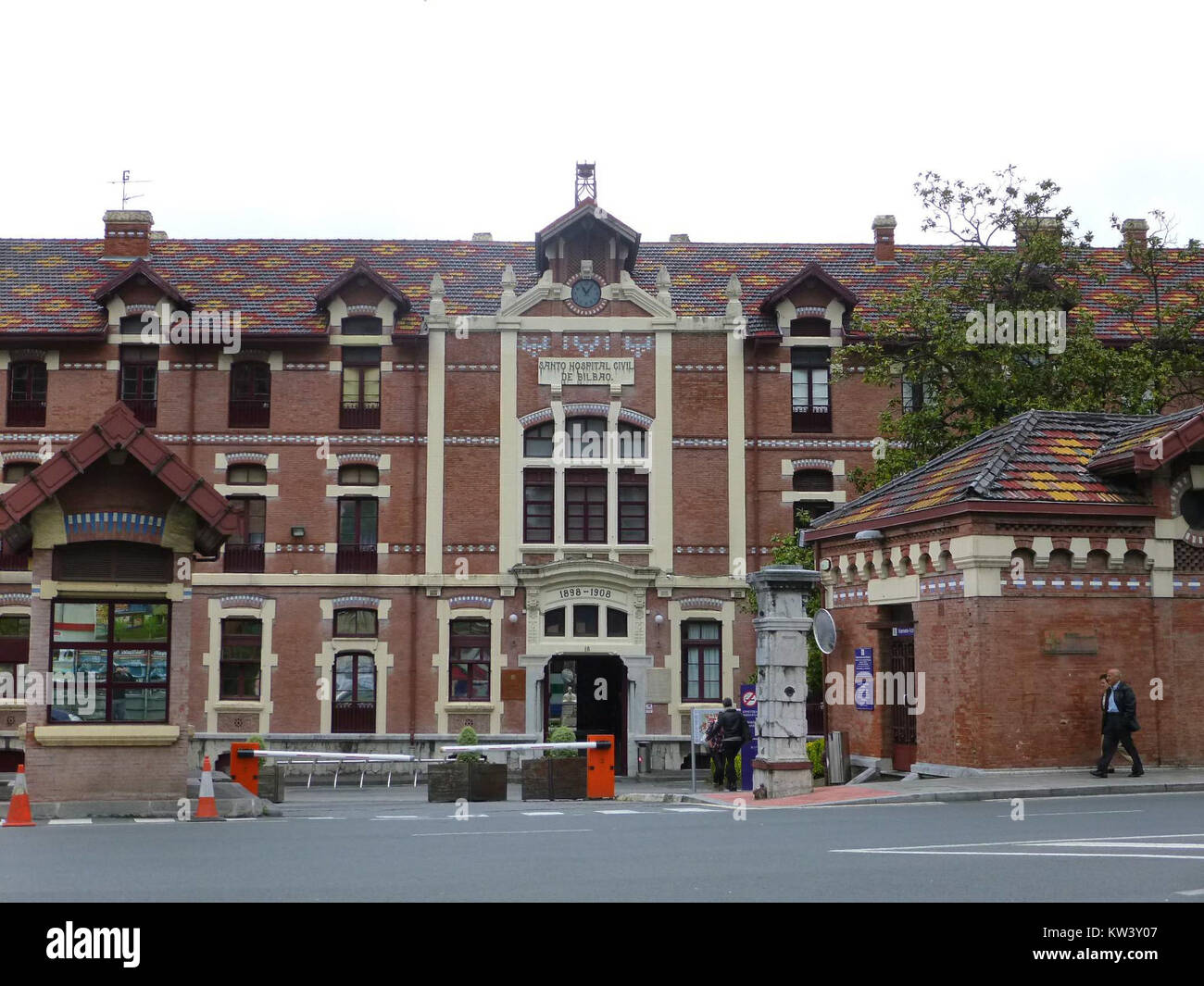 Bilbao's Hospital Universitario de Basurto, a major healthcare ...