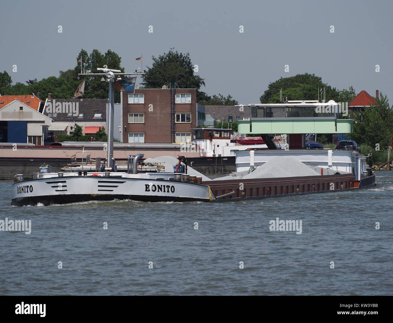 The Bonito ENI 02332452 is a vessel captured turning from the Lek River ...