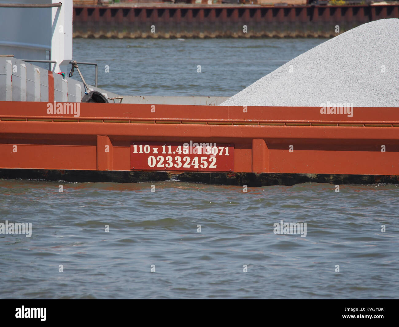 The Bonito ENI 02332452 is a vessel seen turning from the Lek River ...