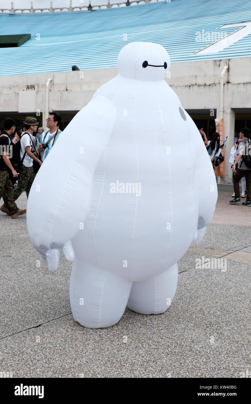 Big hero 6 baymax hi-res stock photography and images - Alamy