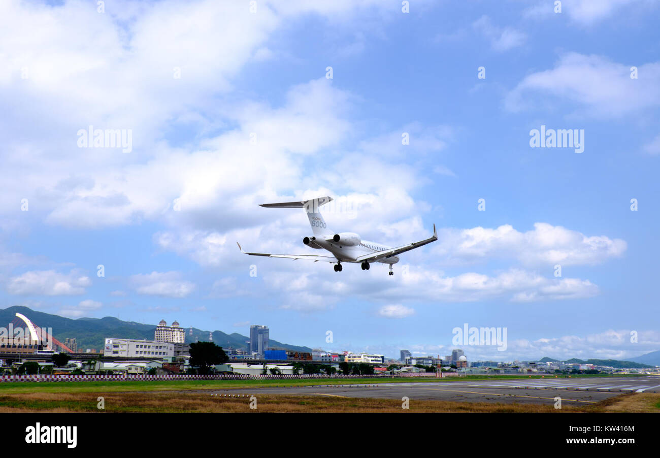 Global 6000 hi-res stock photography and images - Alamy