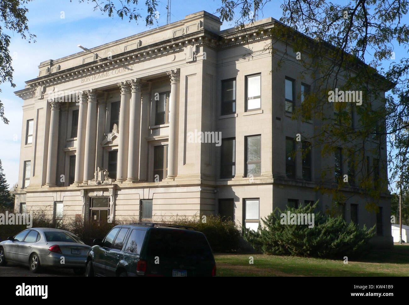 A southeastward view of the Bon Homme County courthouse in Tyndall ...