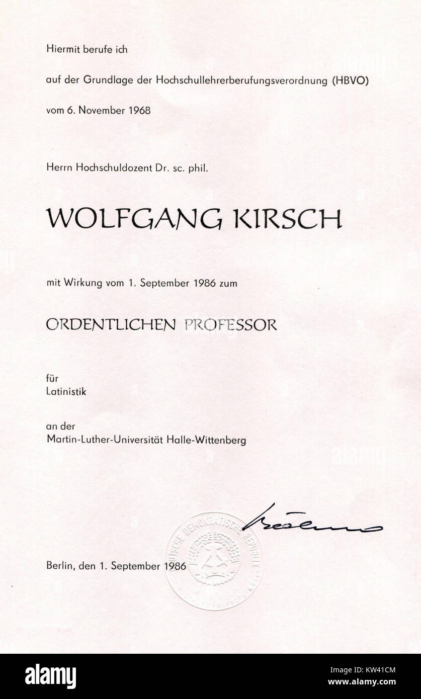 The title 'Urkunde Prof' refers to an academic or professional ...