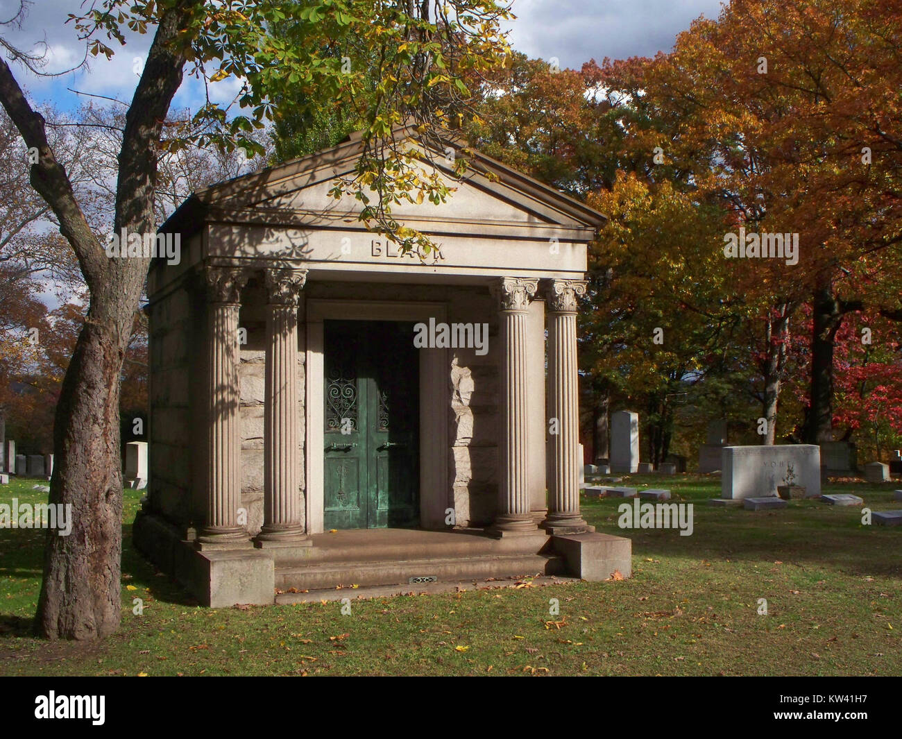 Black Mausoleum, Homewood Cemetery, 2015 10 29, 03 Stock Photo - Alamy