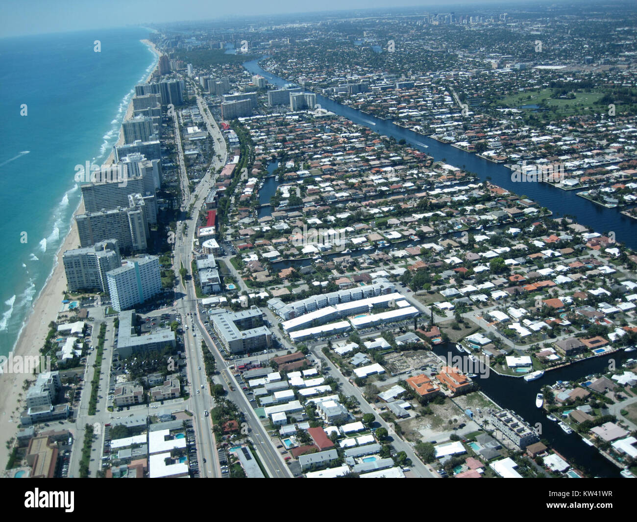 Construction building large concrete blocks hi-res stock photography ...