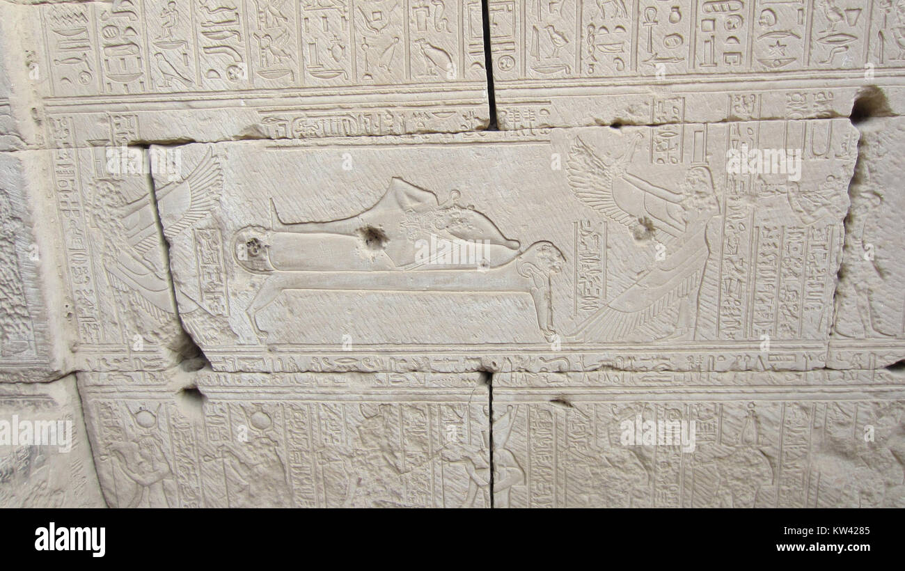 Egyptian god osiris hi-res stock photography and images - Alamy
