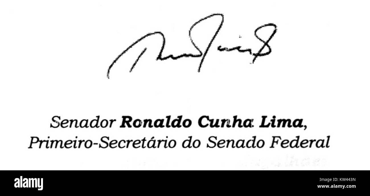Ronaldo Cunha Lima's signature as a senator represents his political ...