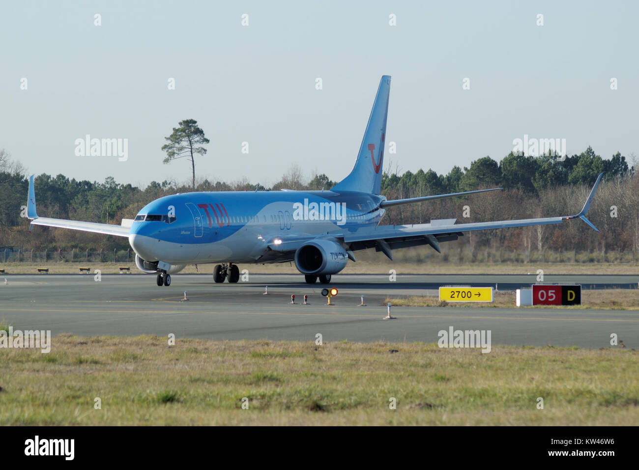 This title refers to a Boeing 737 aircraft, operated by TUI, a European ...