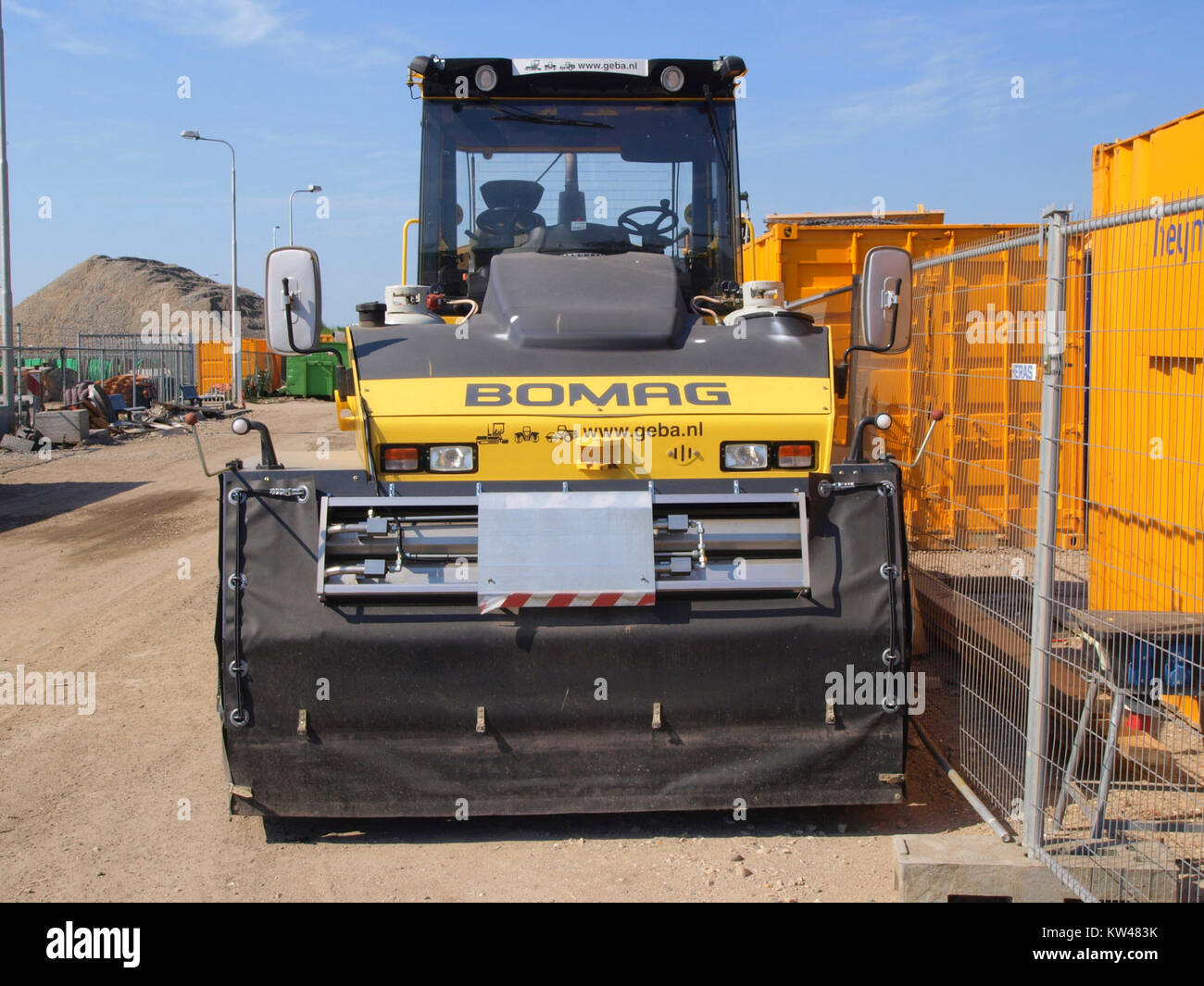 The Bomag BW24RH is a road roller designed for compaction of asphalt and soil during ...