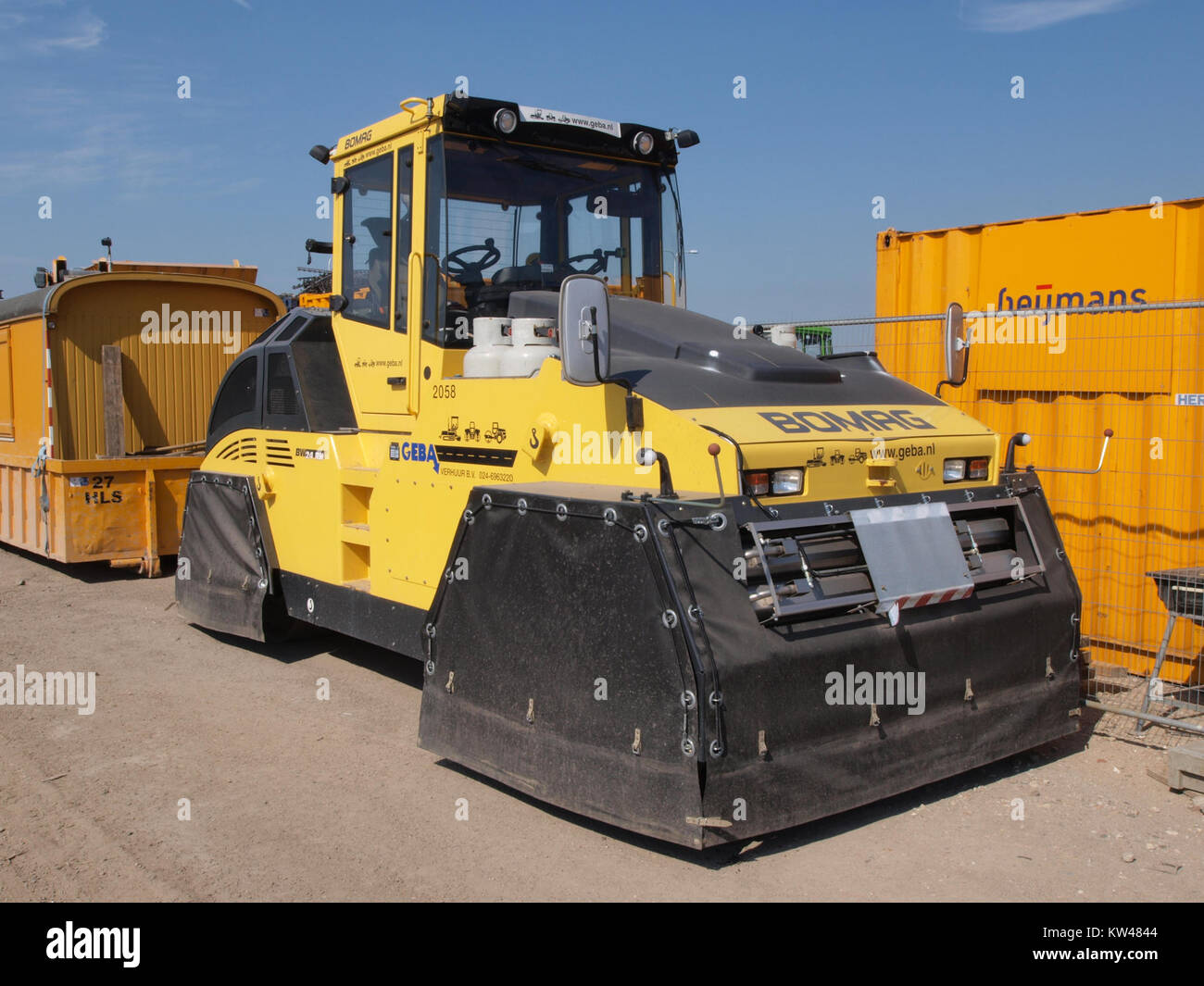 Bomag BW24RH is a heavy-duty road roller machine designed for ...