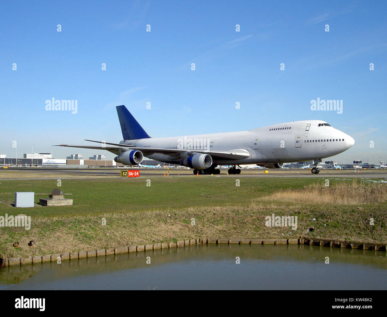 The Boeing 747-200 N534MC is a model of the iconic jumbo jet, known for ...