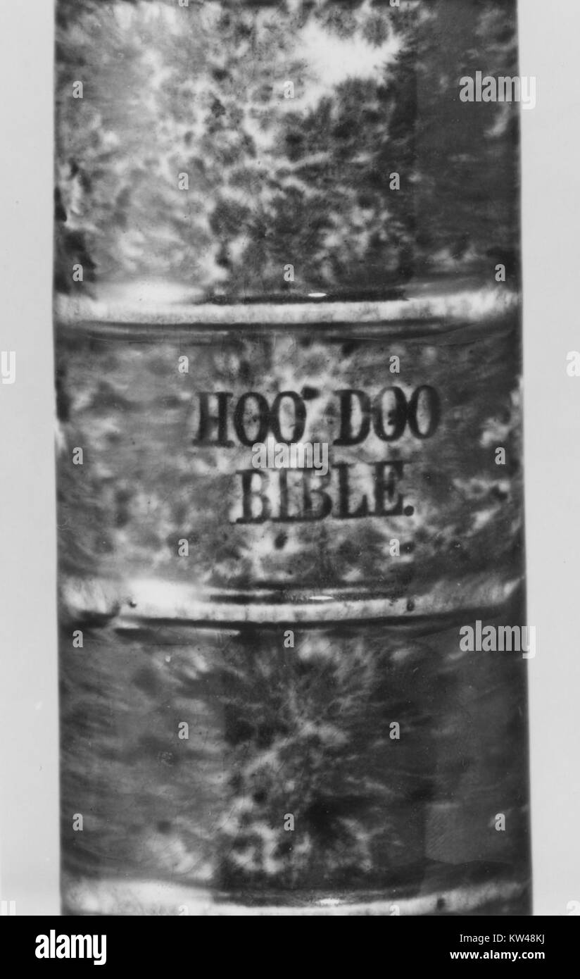 The Book Flask MET 235755 is an artifact in the collection of the ...