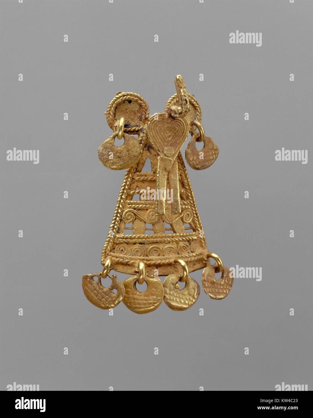 The Bird Pendant, MET DT6877, is a decorative artifact from the ...