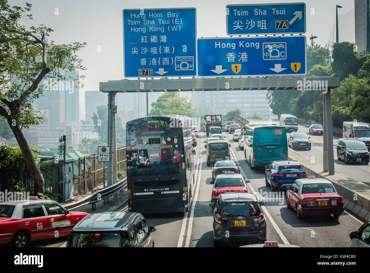 Hong kong traffic congestion road sign cars vehicles buses taxi hi-res ...