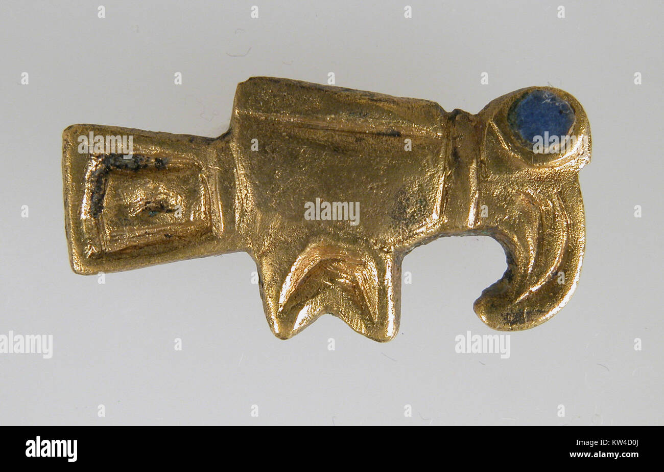 The Bird Shaped Brooch, located in the MET collection (sf17 192 ...