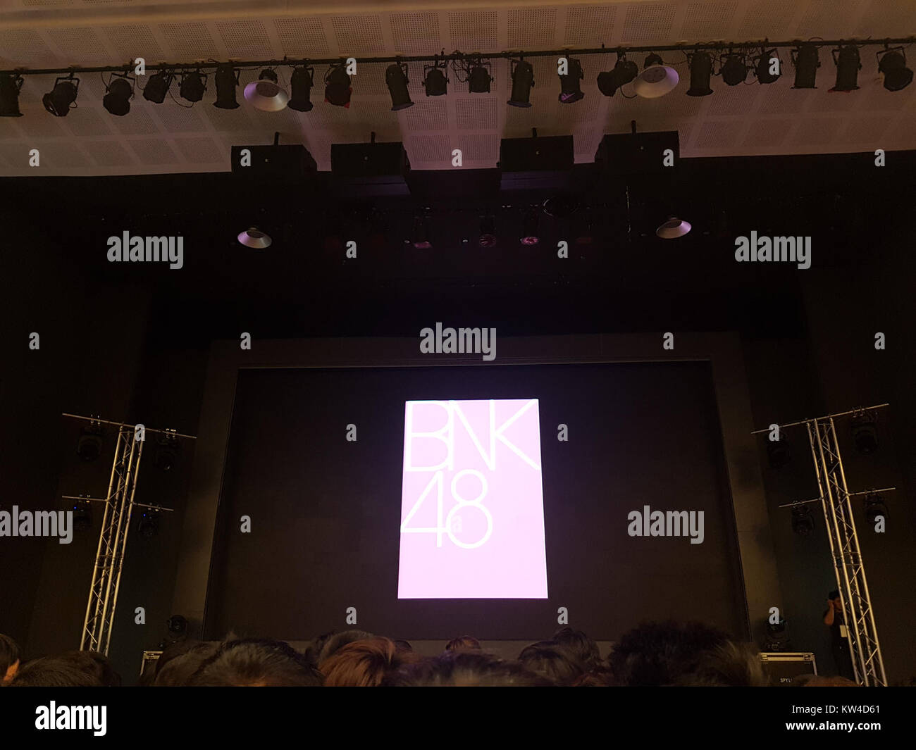 Akb48 fans hi-res stock photography and images - Alamy