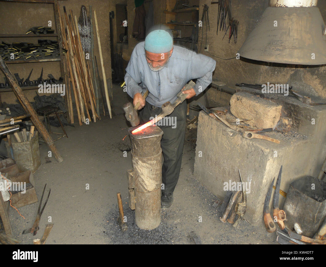 Traditional persian techniques hi-res stock photography and images - Alamy