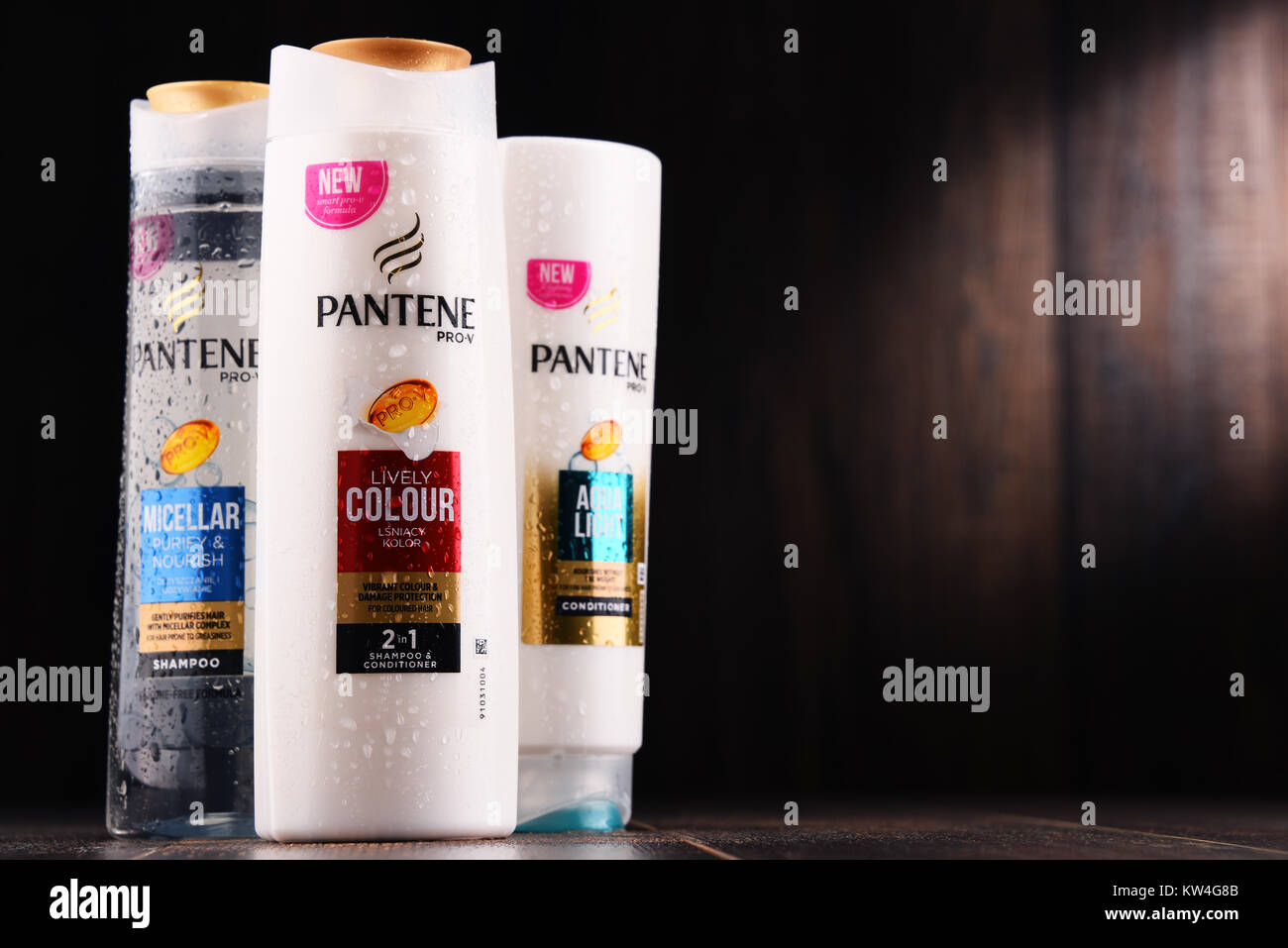 Pantene shampoo hi-res stock photography and images - Alamy