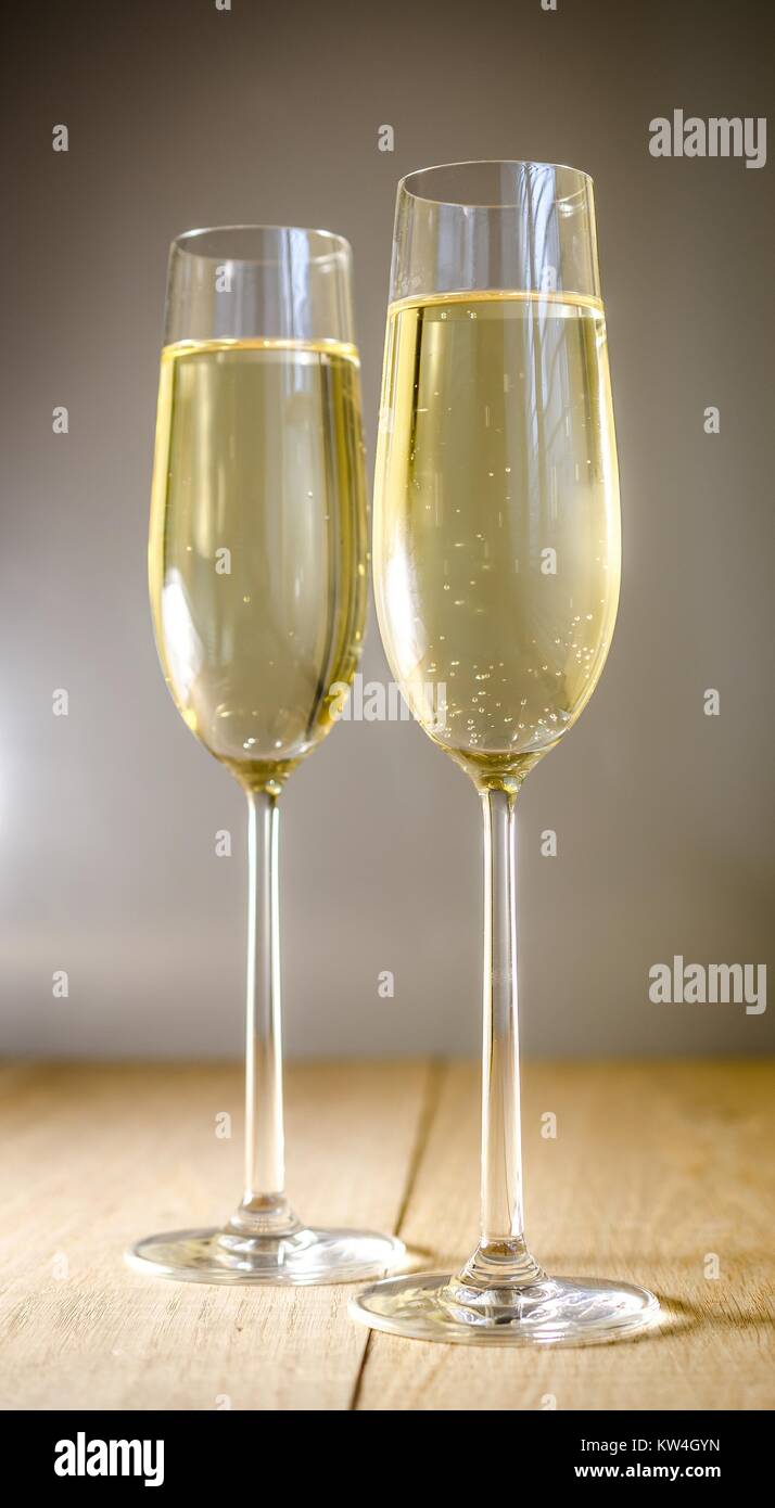 Two glasses of champagne Stock Photo - Alamy