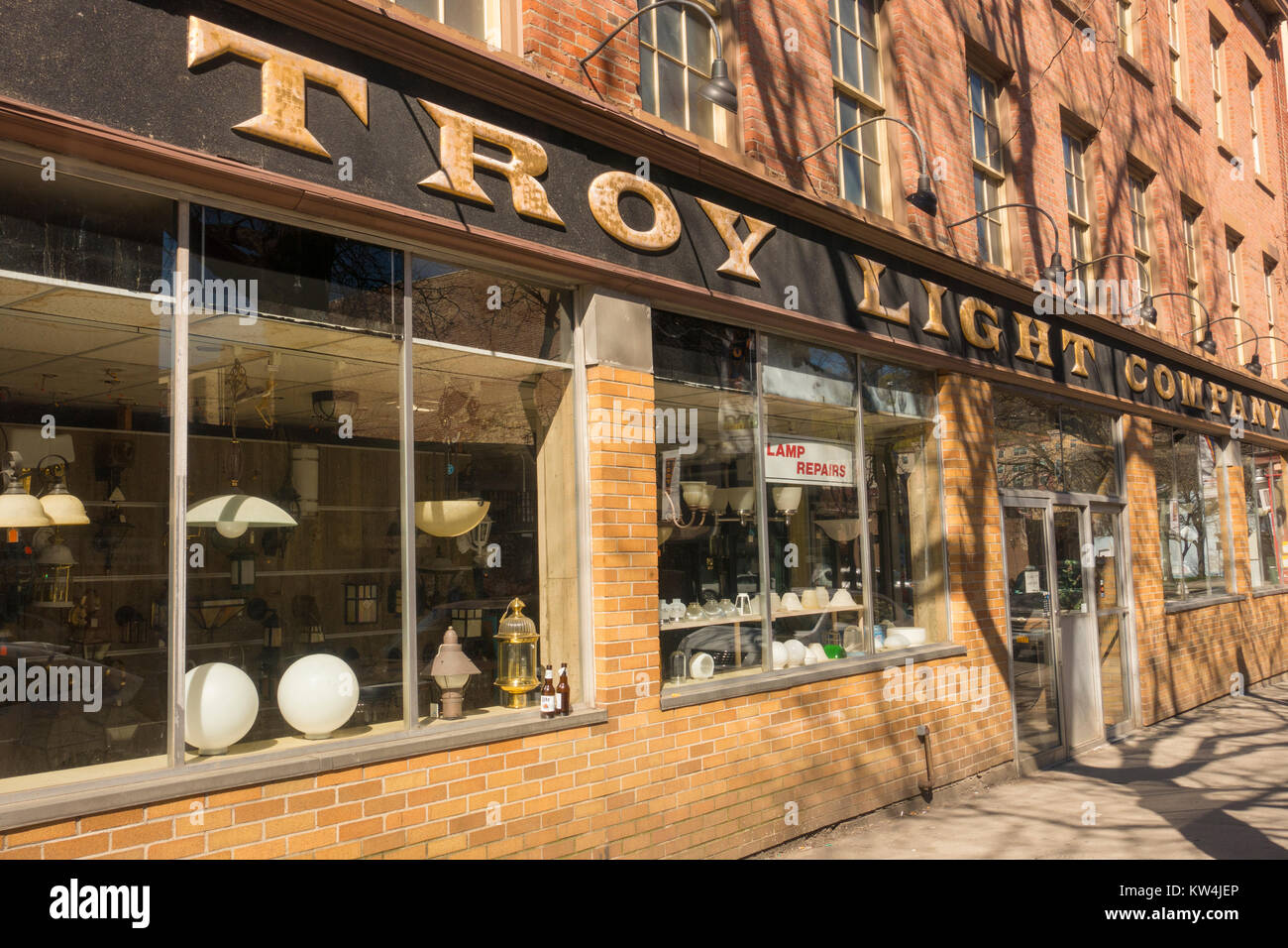 Troy glass hi-res stock photography and images - Alamy
