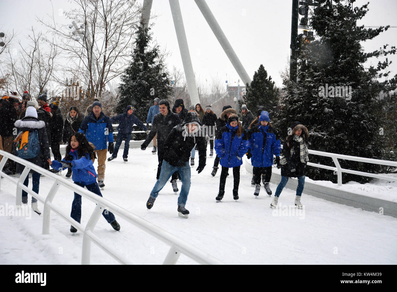 Maggie daley ice ribbon hi-res stock photography and images - Alamy
