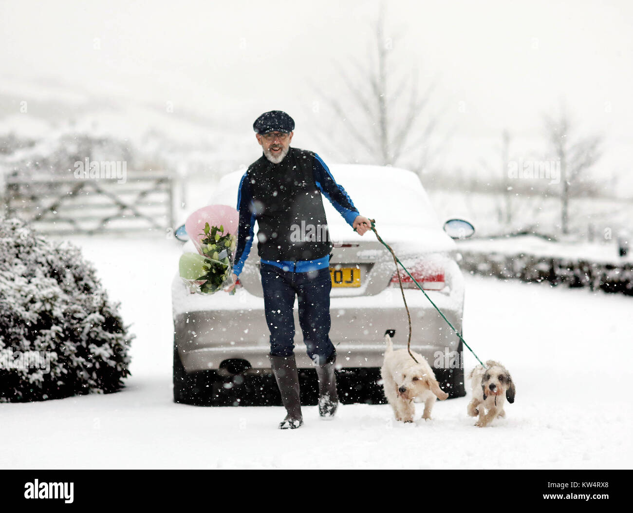 Pic shows: Snow hits Yorkshire. Snowy scenes in Ilkley, West Yorkshire ...