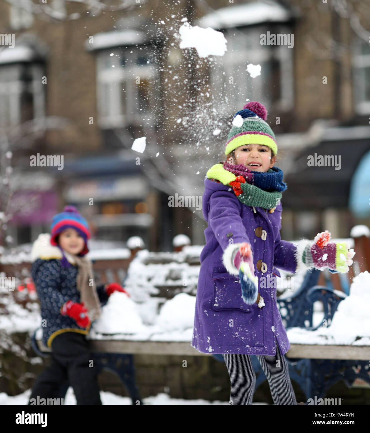 Snowman throwing snowballs hi-res stock photography and images - Alamy