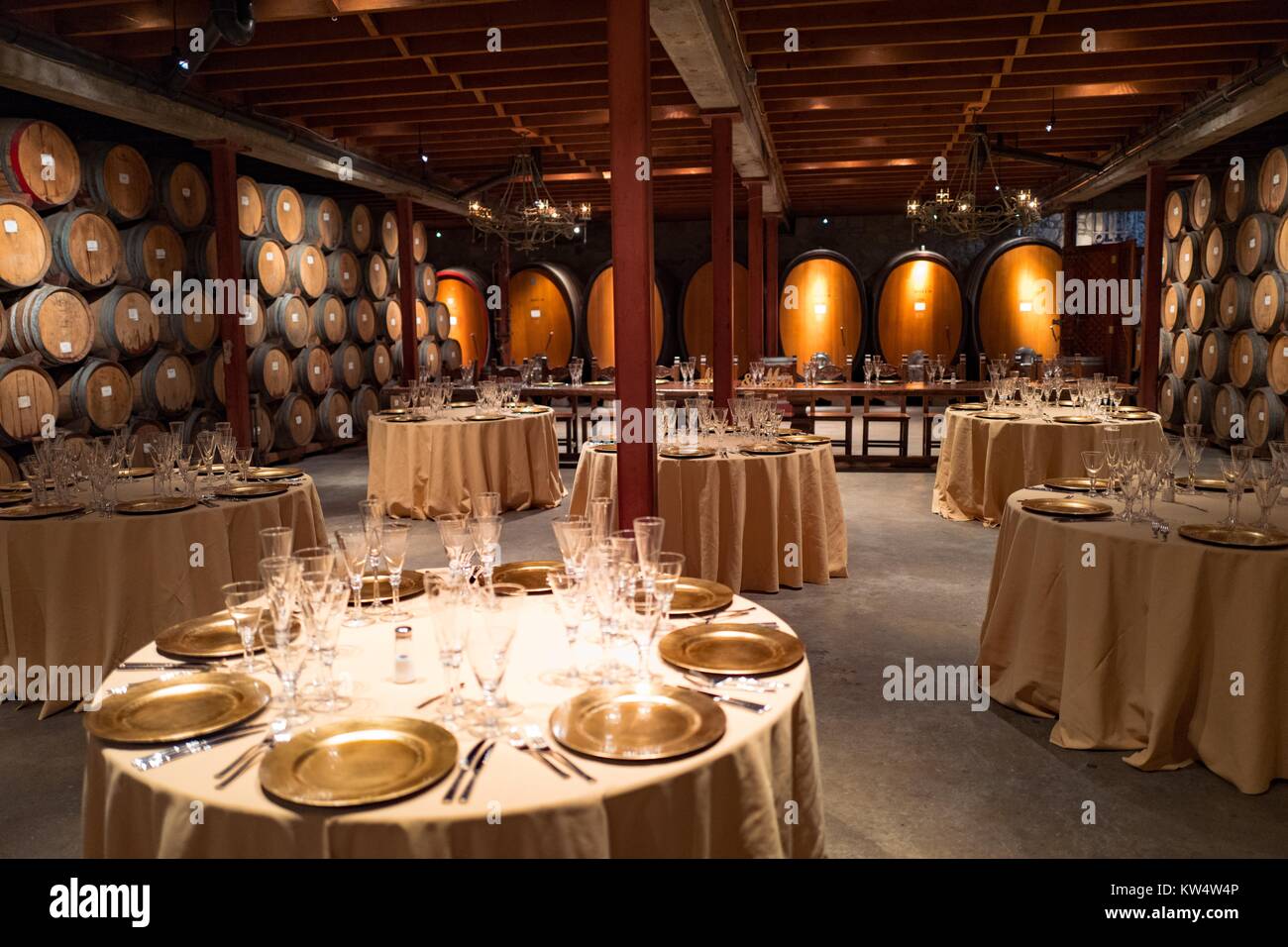 Wine barrel tables hi-res stock photography and images - Alamy