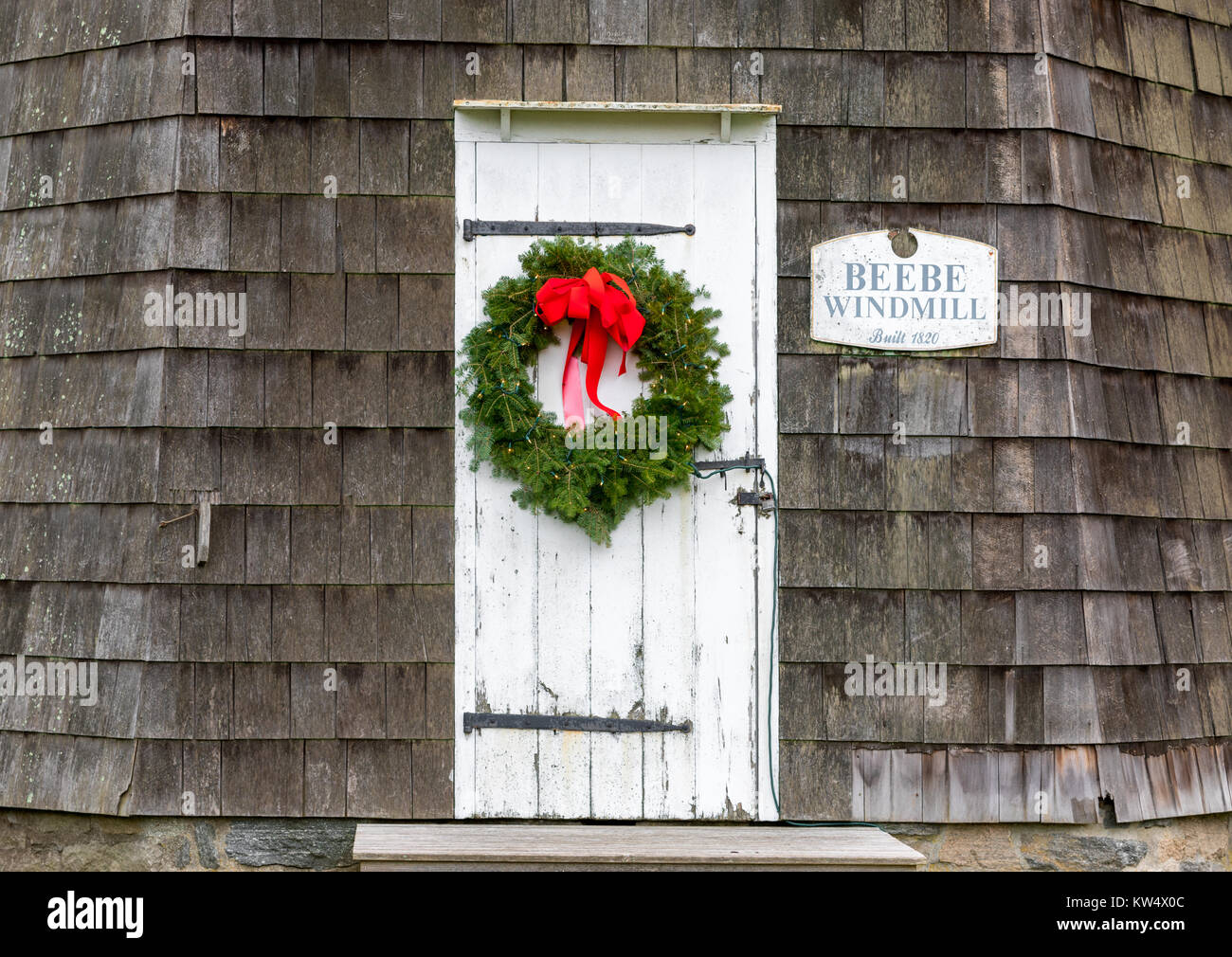 beebe windmill with a christmas wreath on the door, bridgehampton, ny ...