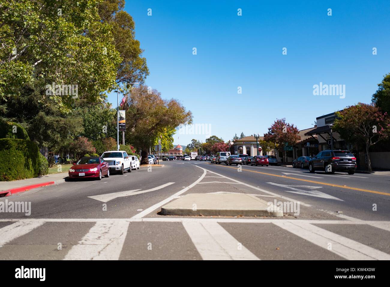 Sonoma plaza hi-res stock photography and images - Alamy