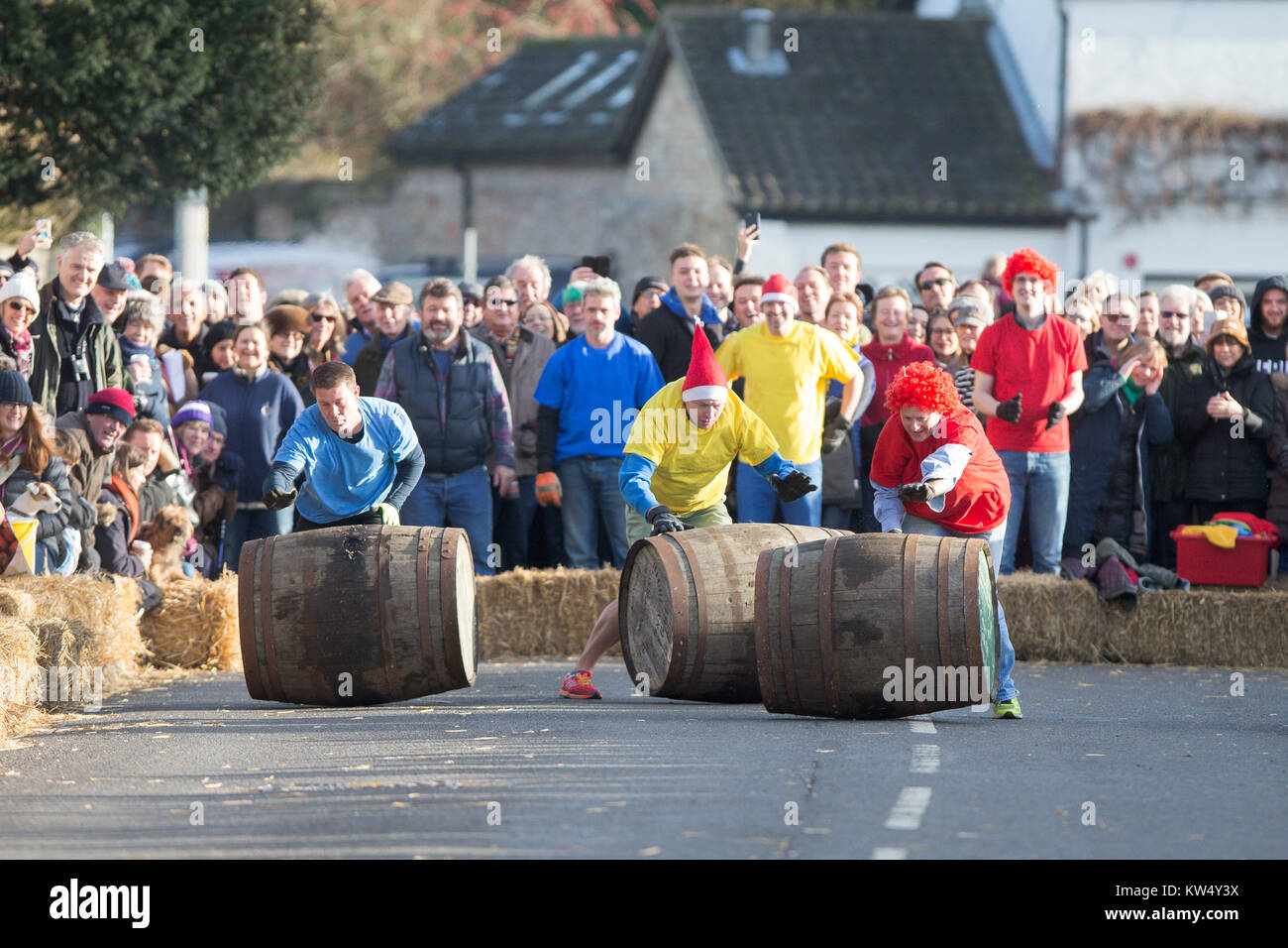 Boxing crowd cheering hi-res stock photography and images - Alamy