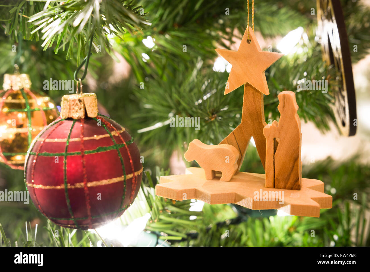 String pretty christmas lights hi-res stock photography and images - Alamy