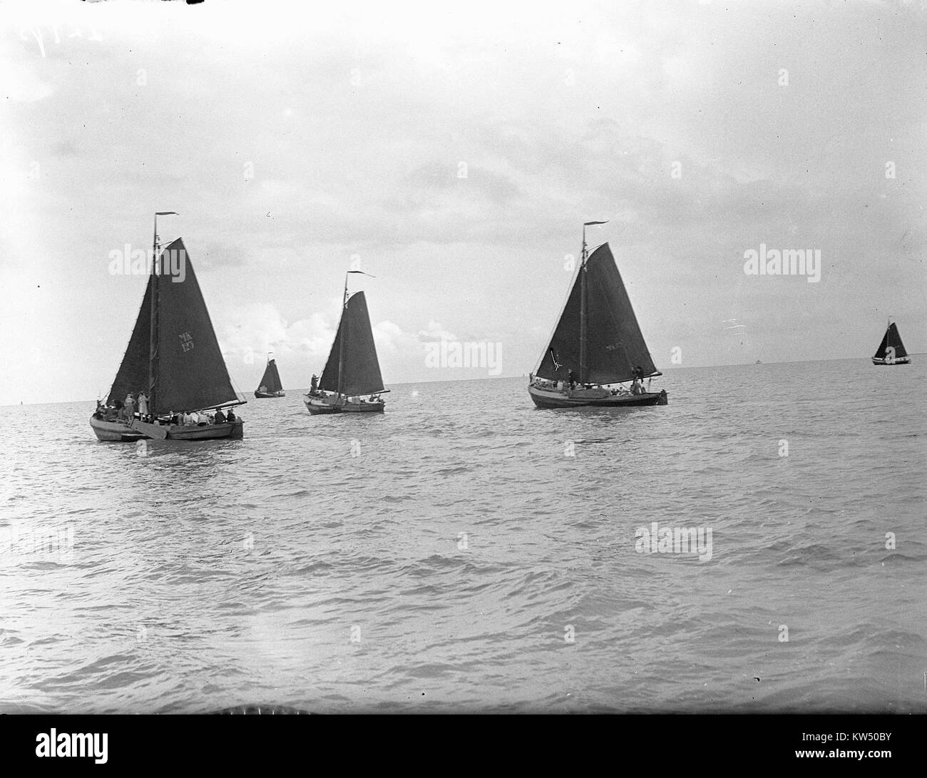 This image shows an Amsterdam student boat trip celebrating a lustrum ...