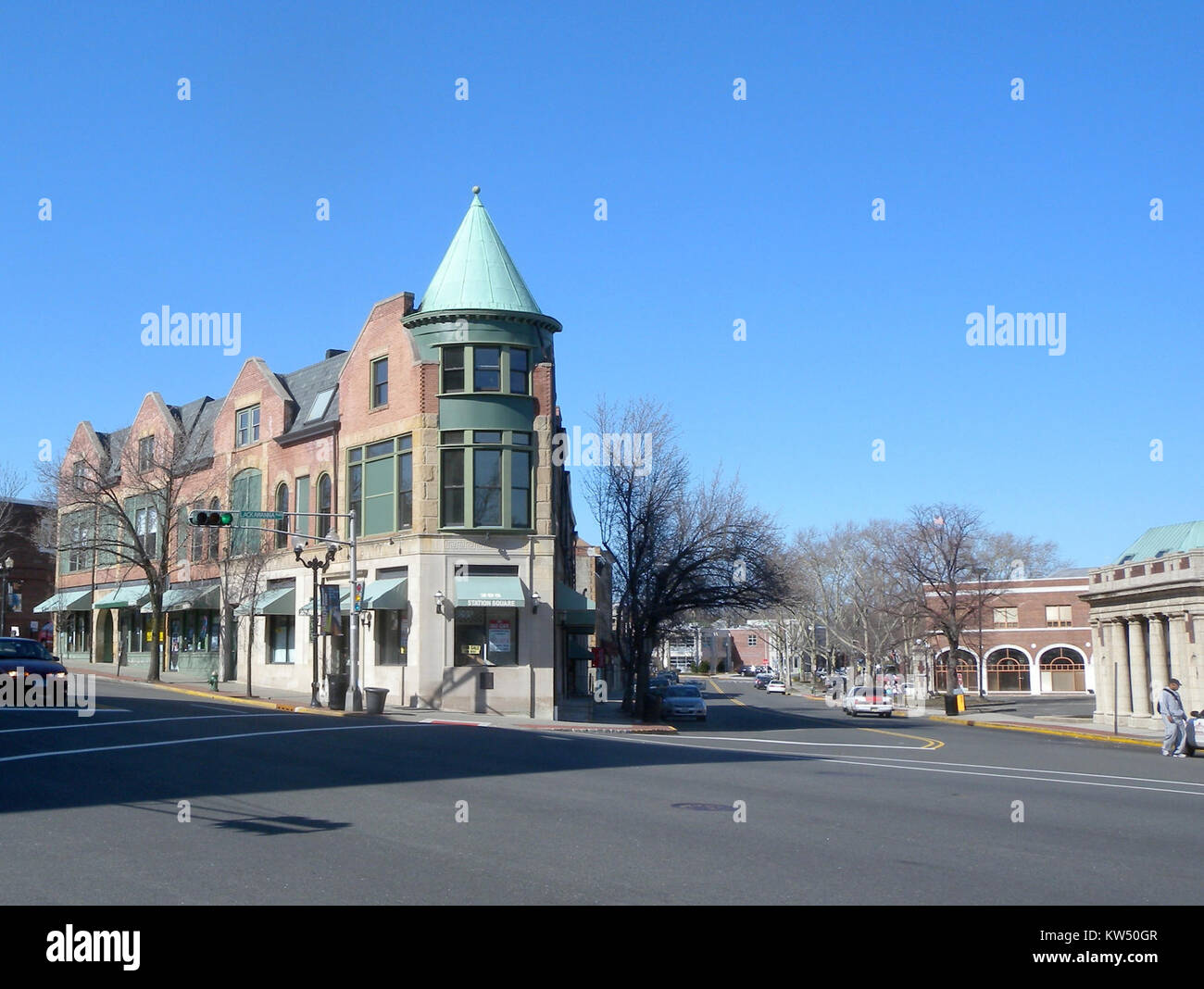 Bloomfield avenue hi-res stock photography and images - Alamy