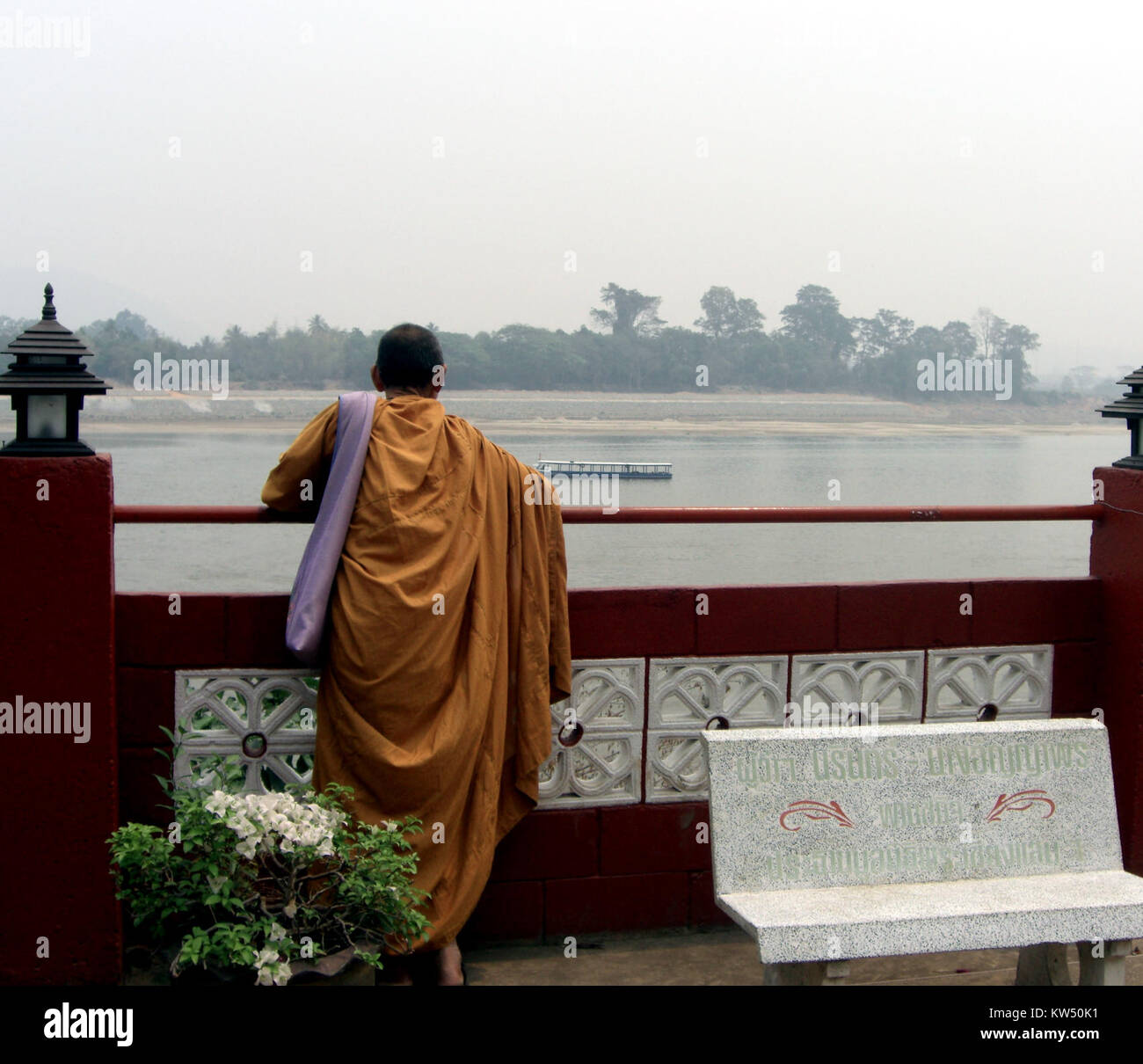 Buddhisttradition hi-res stock photography and images - Alamy