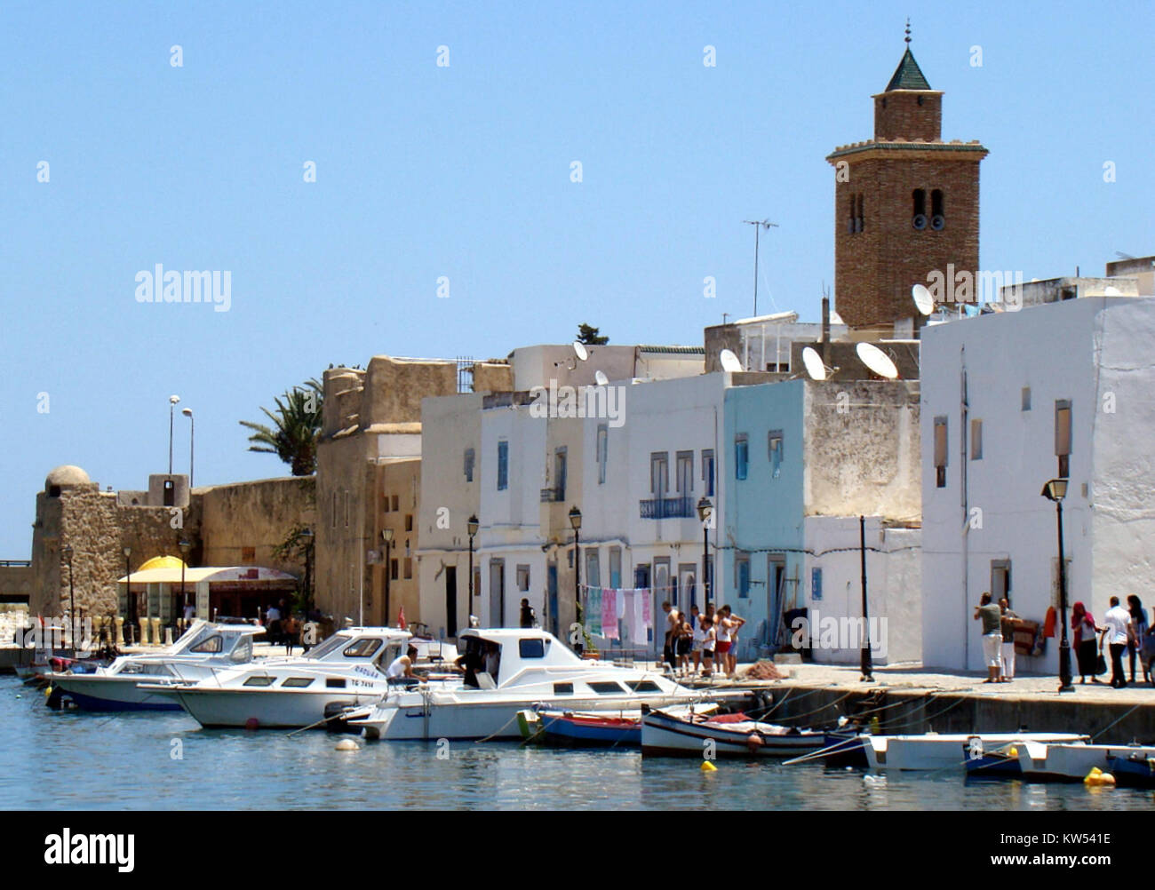 Map of mediterranean shipping routes hi-res stock photography and ...