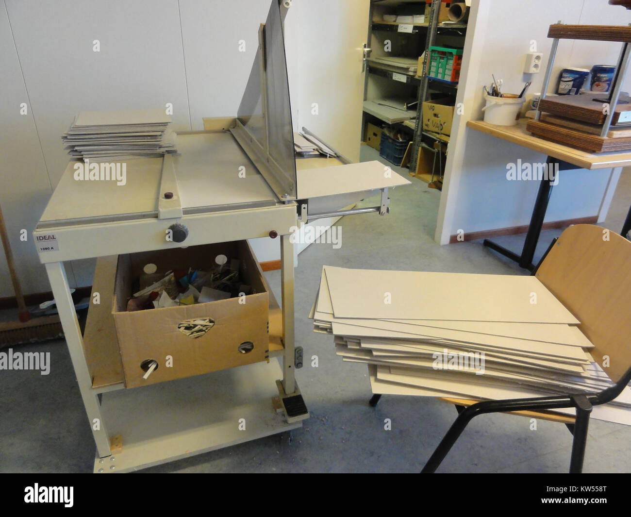 Boekbindclub Dukenburg is a bookbinding club focused on the practice of ...