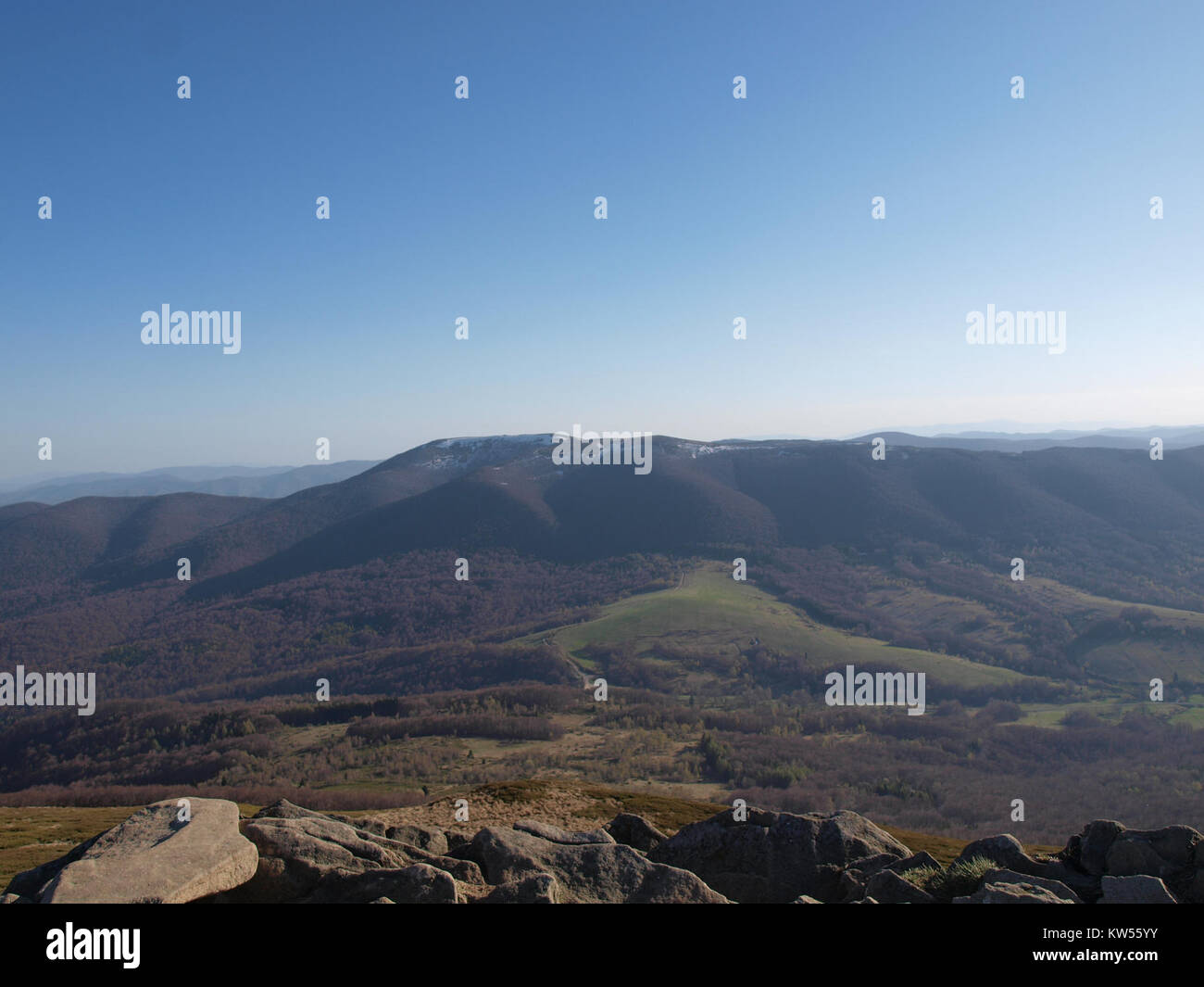 Bieszczady Wielka i MaÅ‚a Rawka are two prominent peaks in the ...