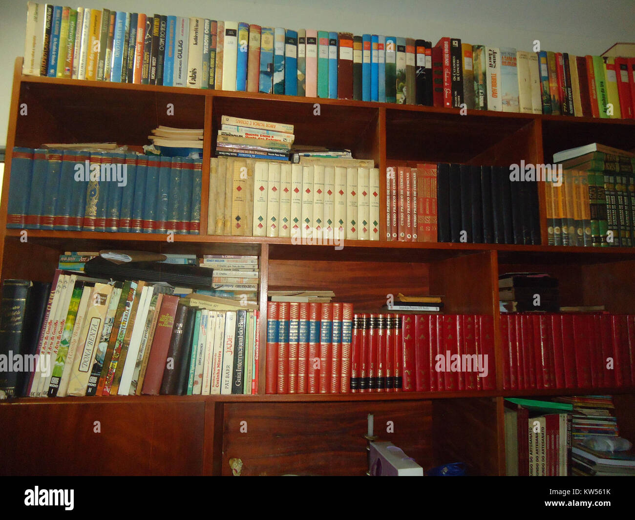 The personal library of Olga Aguiar Mohn is a valuable collection ...