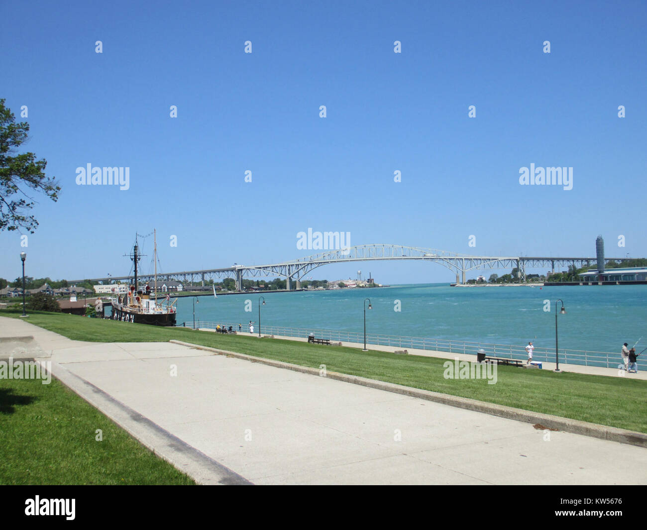 Border crossing usa canada sarnia hi-res stock photography and images ...