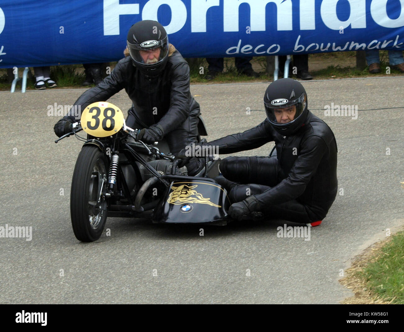 BMW combination No38 is a classic model in the company's lineup, known ...