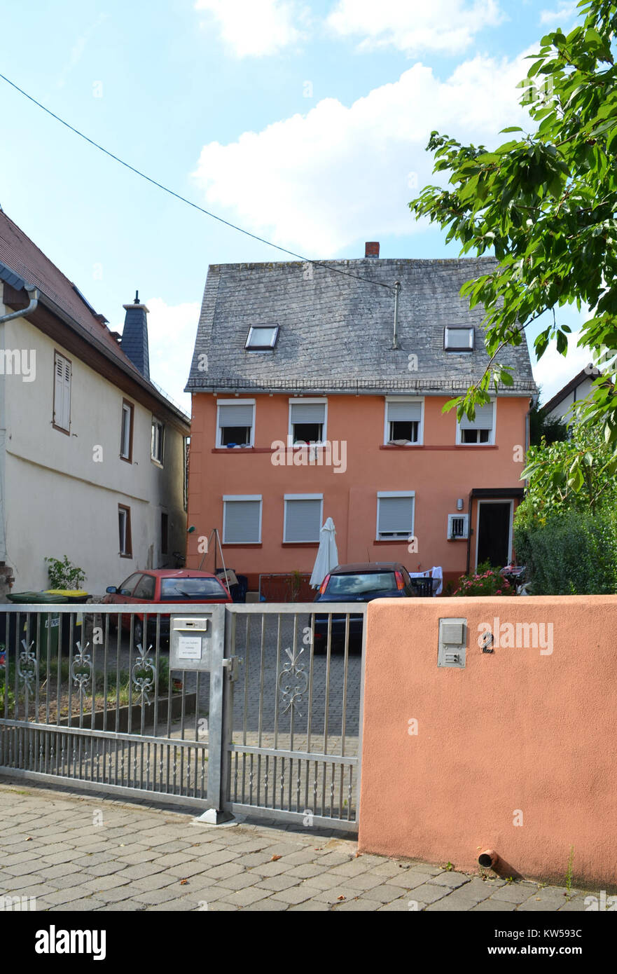 Bonameser Hintergasse 2 refers to a location in Bonames, Germany, with ...