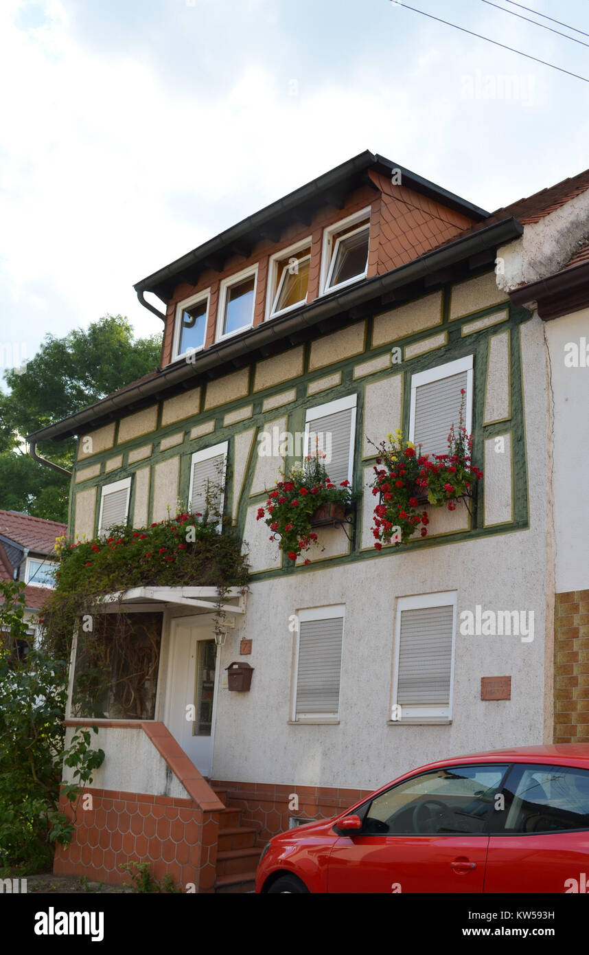 This image refers to Am Burghof 7, a location in Bonames, Germany ...