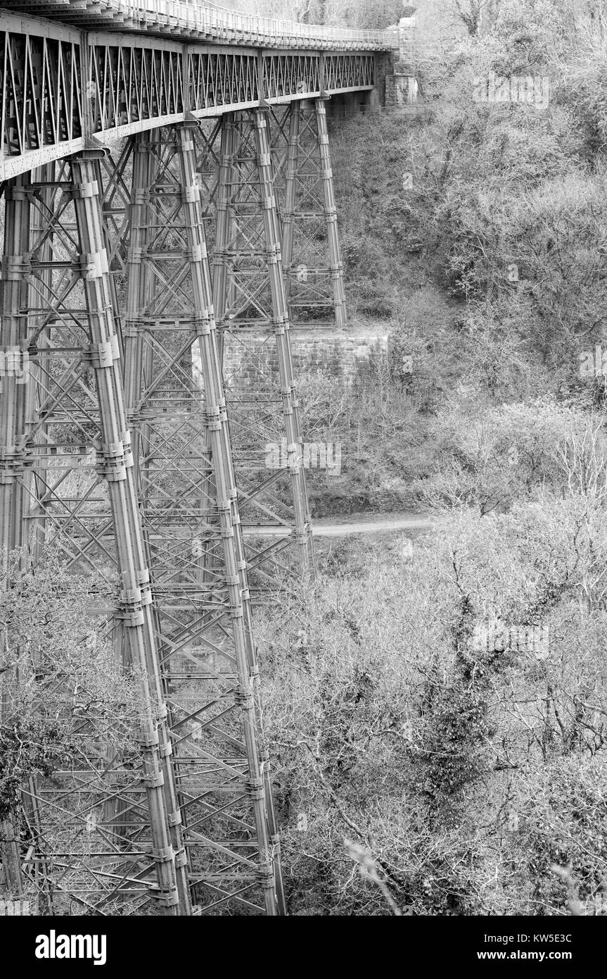 Meldon Viaduct in black and white Stock Photo - Alamy
