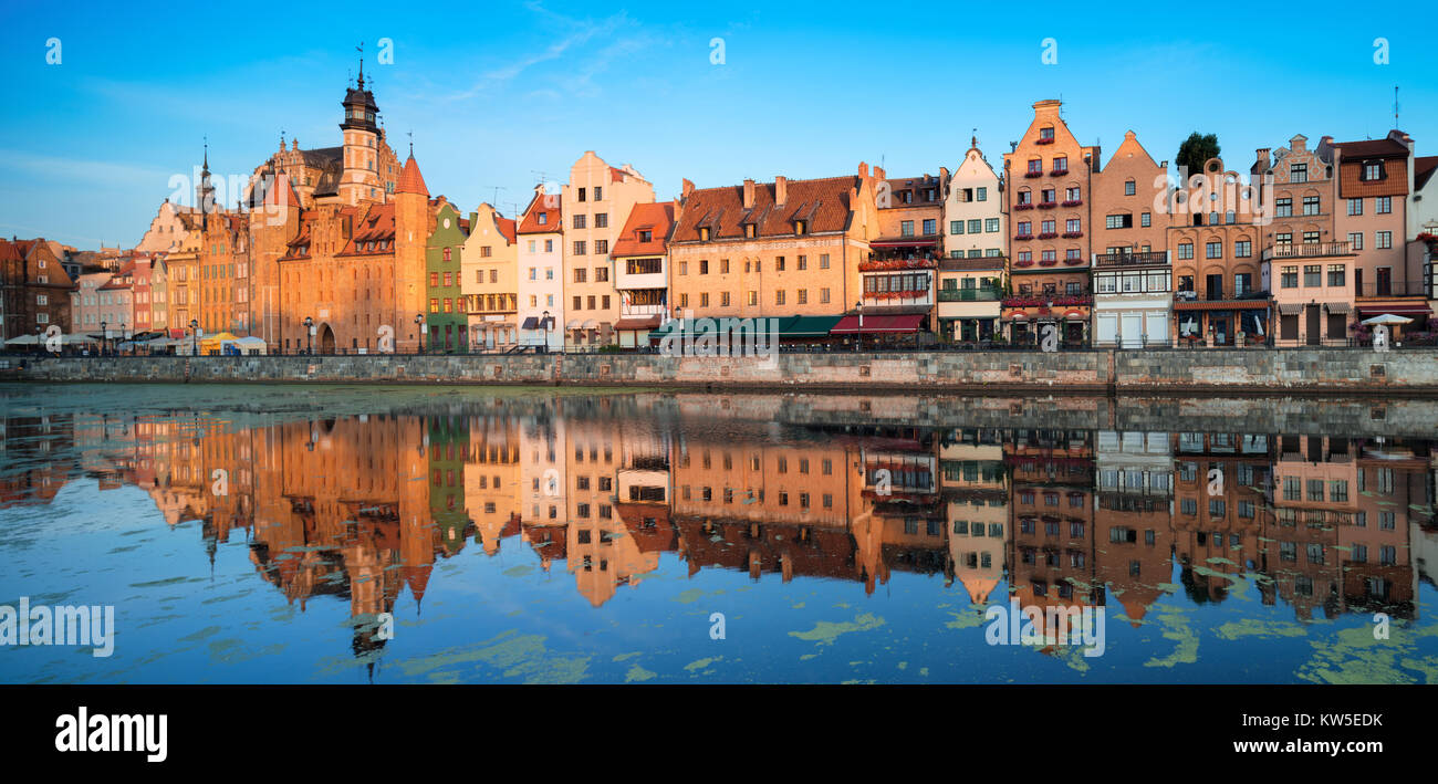 Retro gdansk port hi-res stock photography and images - Alamy