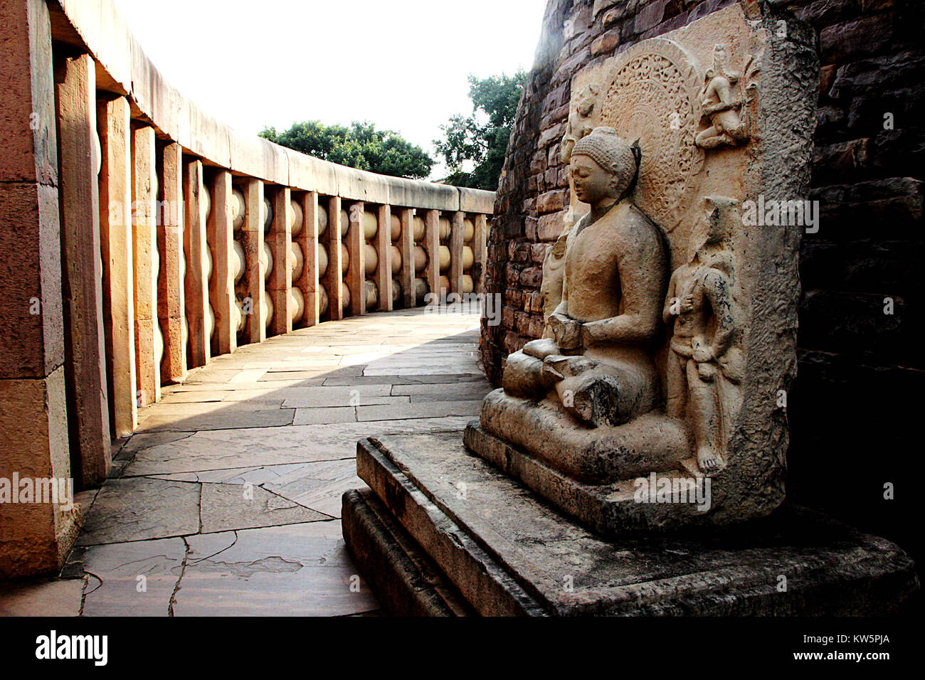 Statue of seated Buddha at Stupa-1 in Sanchi, near Bhopal, Madhya ...