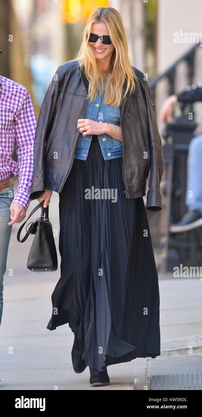 NEW YORK, NY - APRIL 20: Russian-American model and actress Anne ...