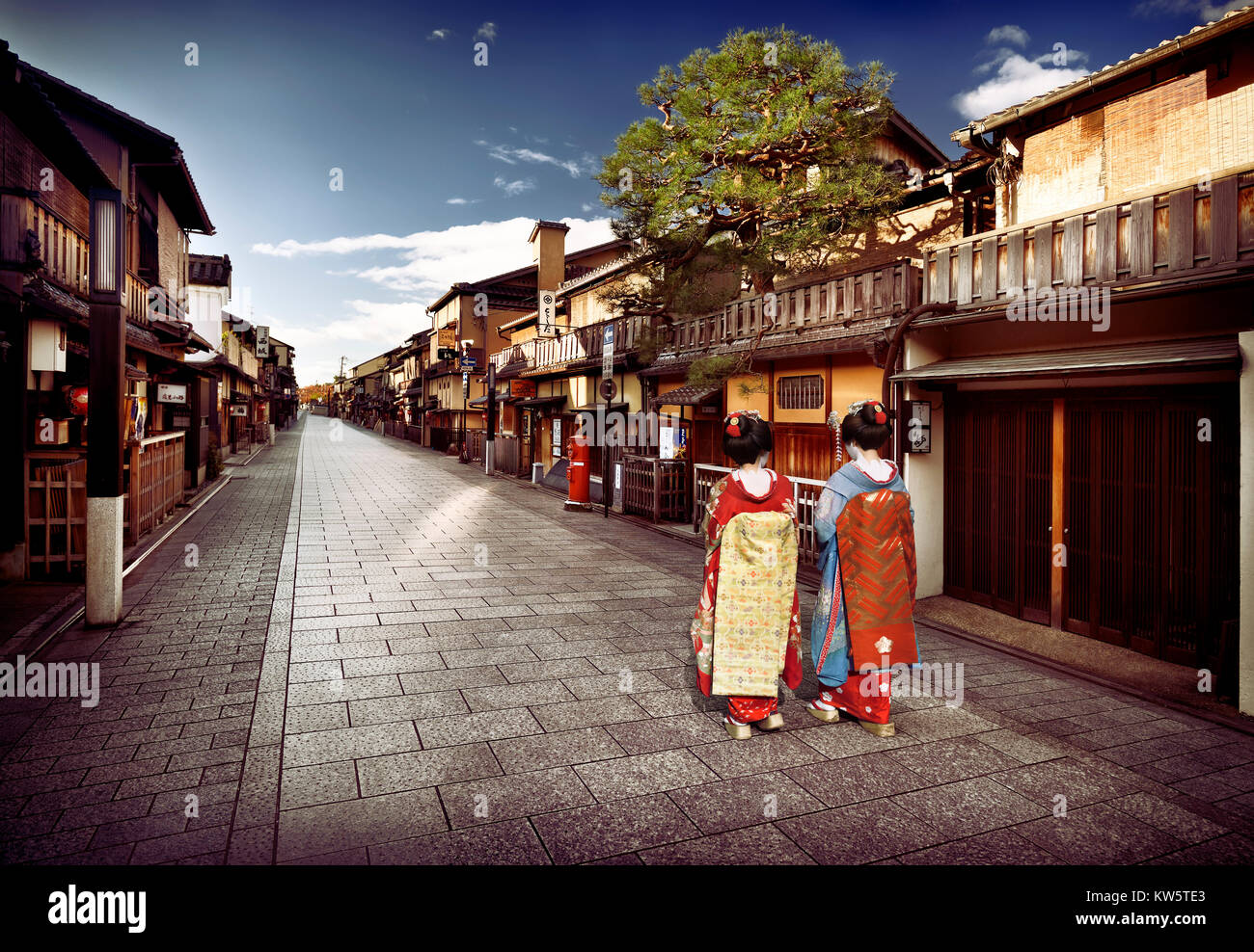 Maximimages High Resolution Stock Photography and Images - Alamy