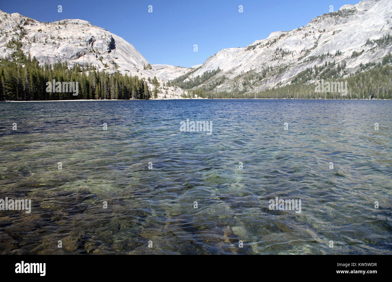 Clear mountain lake in Yosemite national park, California Stock Photo ...