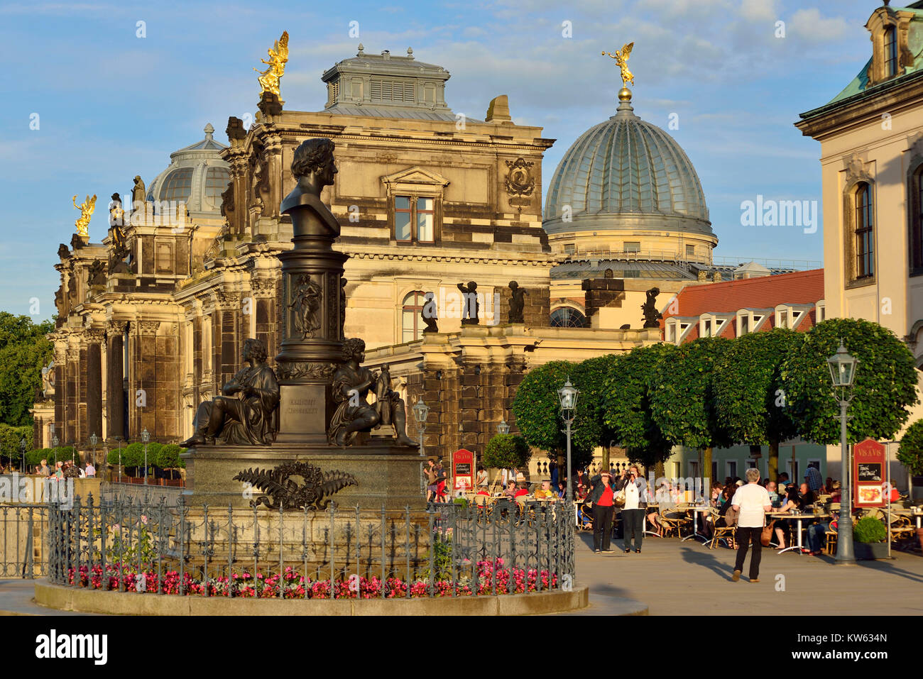 Dresden, tourist highlight Bruehlsche terrace, Touristenhighlight ...